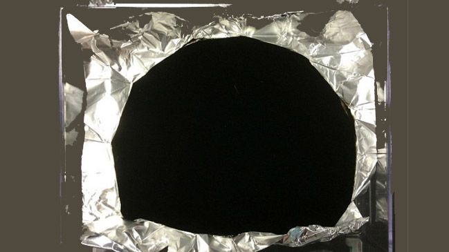 Crean el material más negro del mundo - Cooperativa.cl