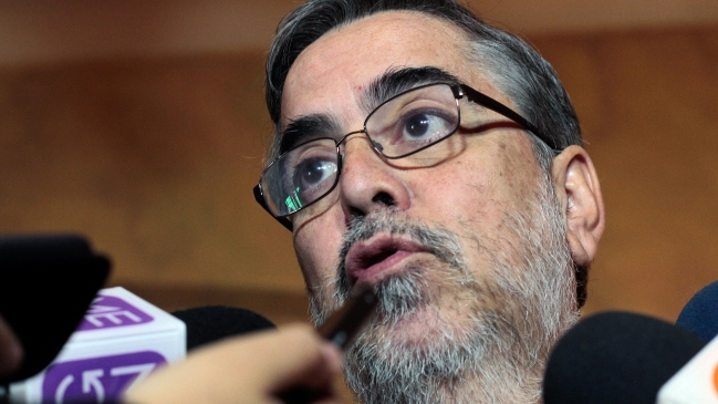 Rector Zolezzi calificó como "extraños" los resultados de la encuesta ...