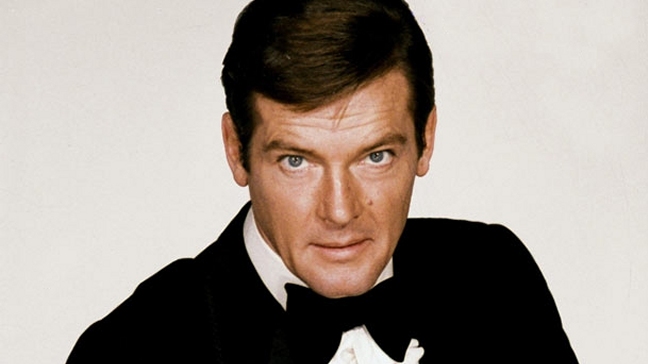 Murió Roger Moore, el actor de James Bond y "El Santo" - Cooperativa.cl