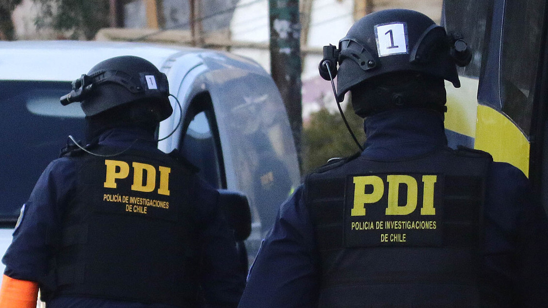 Varios detenidos y allanamiento de 40 casas dejó masivo operativo de la PDI en Lo Espejo ...