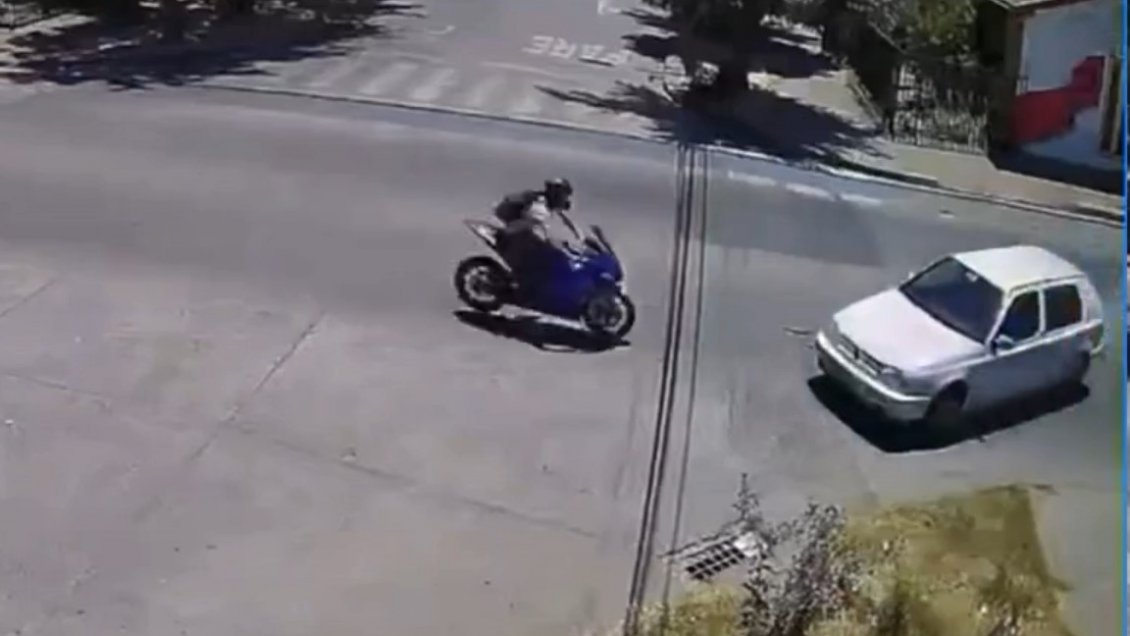 Motorista muere tras ser impactado por automóvil en Curicó - Cooperativa.cl