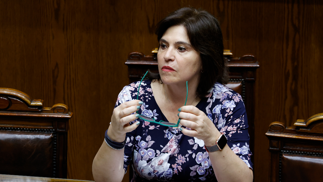 Ministra Uriarte continúa con problemas de salud y estará con licencia hasta mediados de abril ...