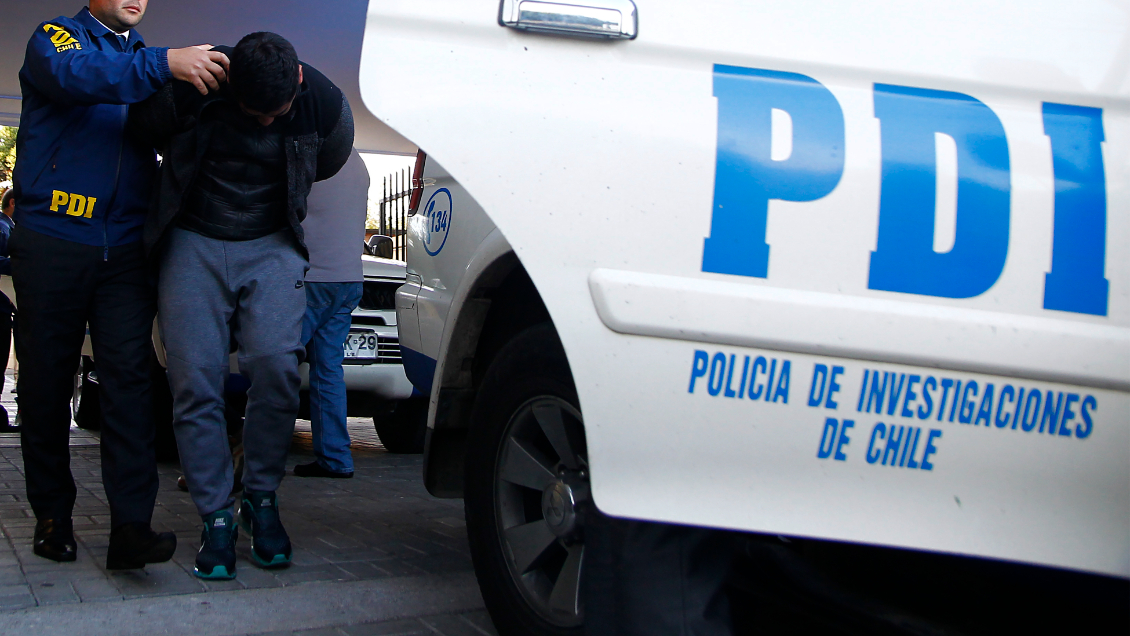 Curicó: PDI detuvo a una mujer y su hijo por su presunta participación en un homicidio ...