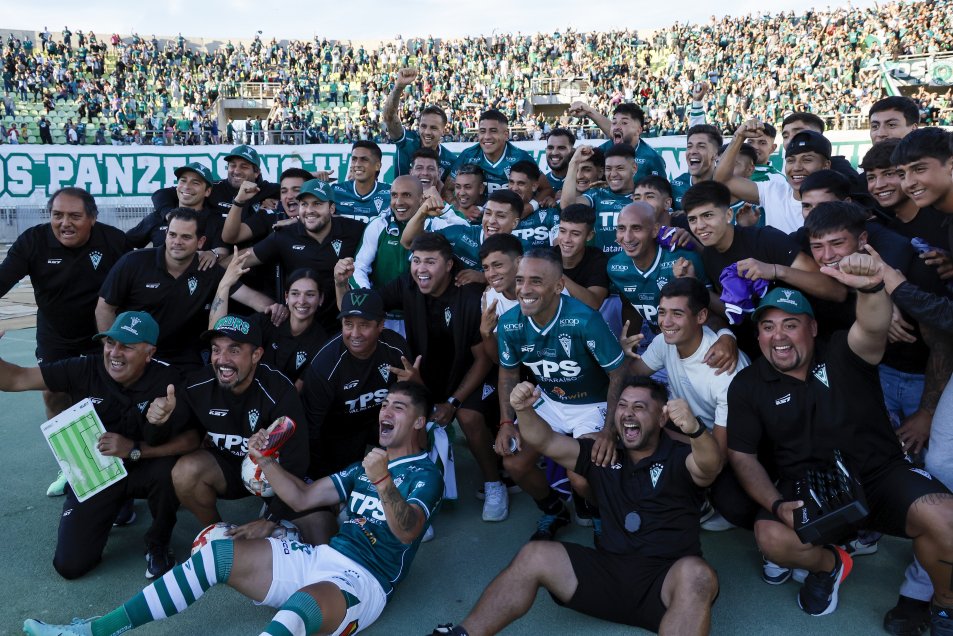 [Fotos] Santiago Wanderers celebró en Valparaíso su debut triunfal en ...