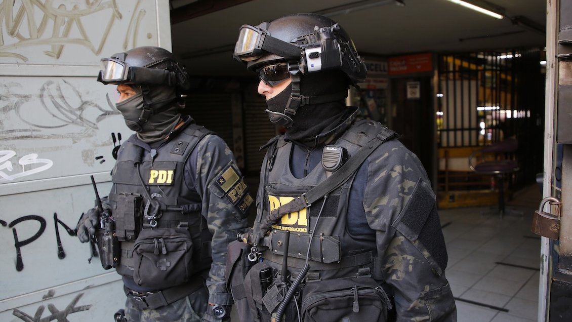 PDI allanó cité que operaba como casino clandestino en Estación Central ...