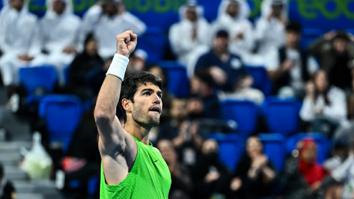 Carlos Alcaraz se impuso ante Arthur Fils y se coronó campeón del ATP ...