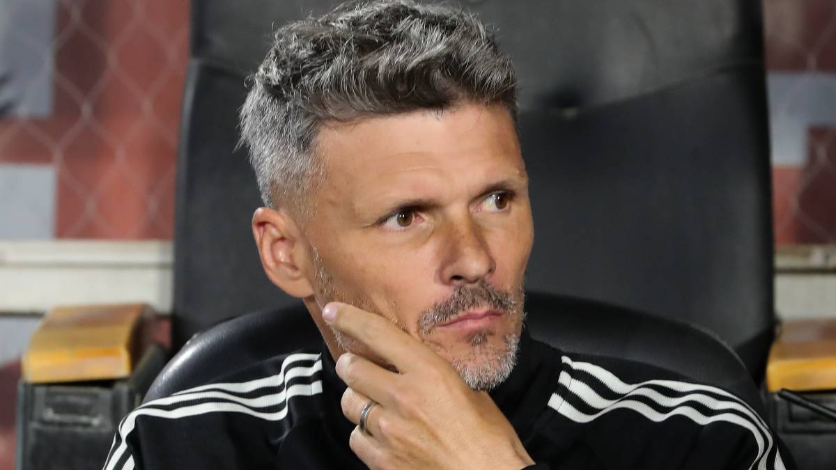Colo Colo afina su oncena para enfrentar a U. de Concepción con dudas ...