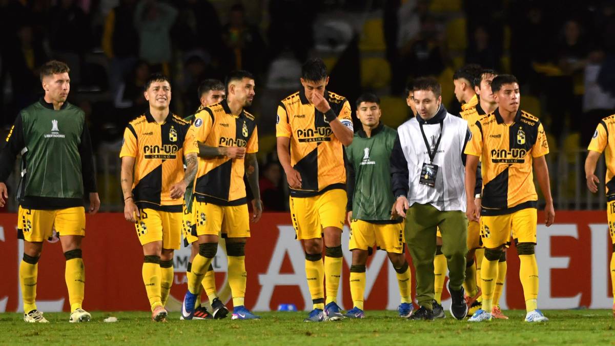 Conmebol castigó a Coquimbo Unido con millonarias multas por ...