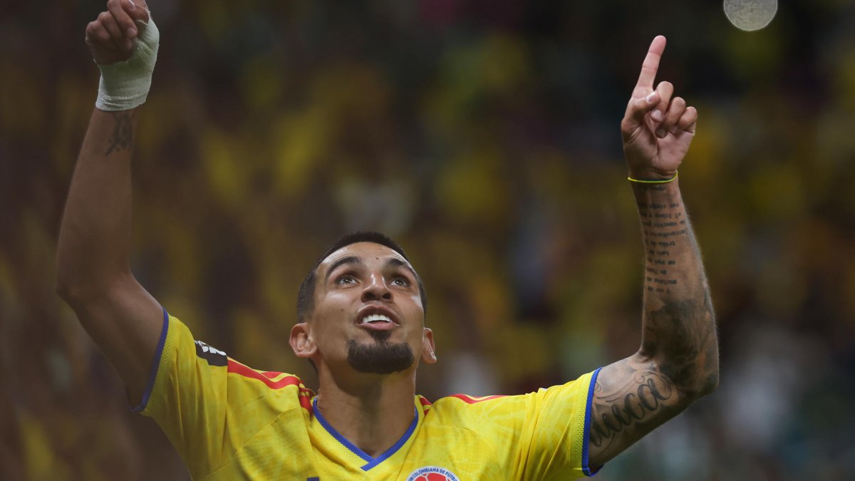 Colombia se desahogó ante RD del Congo con un gol de zurda de Daniel ...