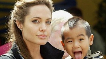 Angelina Jolie y Microsoft protegerán a niños inmigrantes - Cooperativa.cl